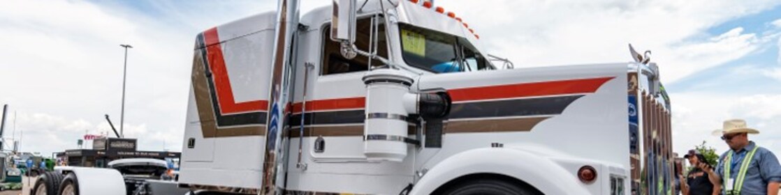 Judges | SuperRigs Semi Truck Show | Shell Rotella®